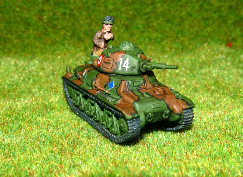 Drunken Samurai Painting Blog: French Hotchkiss H-35 Cavalry Tanks