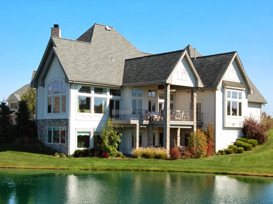 Traumhäuser & Luxus-Immobilien: Traumhaus am See