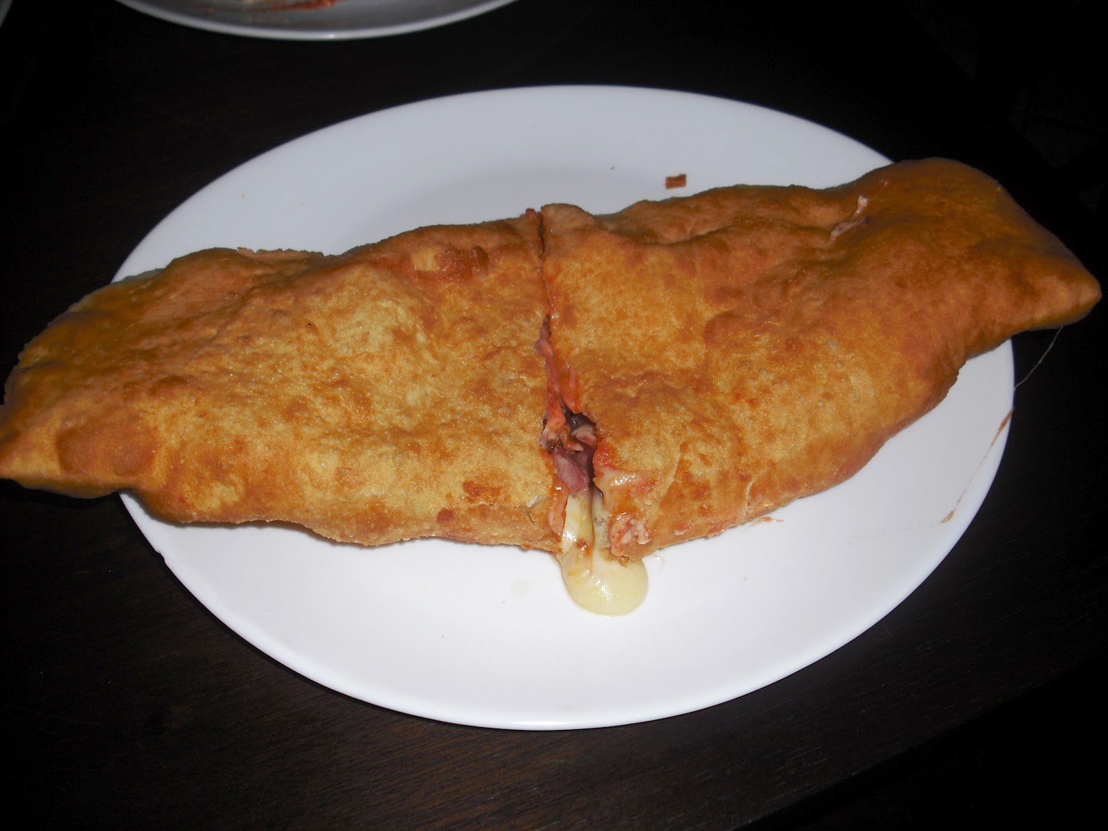 Diálogos Gastronômicos: BORA BORA: pizza frita tradicionalíssima em ...