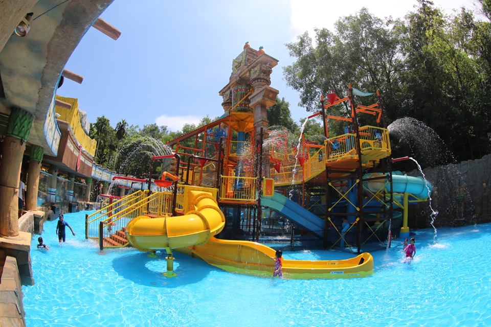 NickALive!: Nickelodeon Lost Lagoon, The First Nick Themed Attraction ...