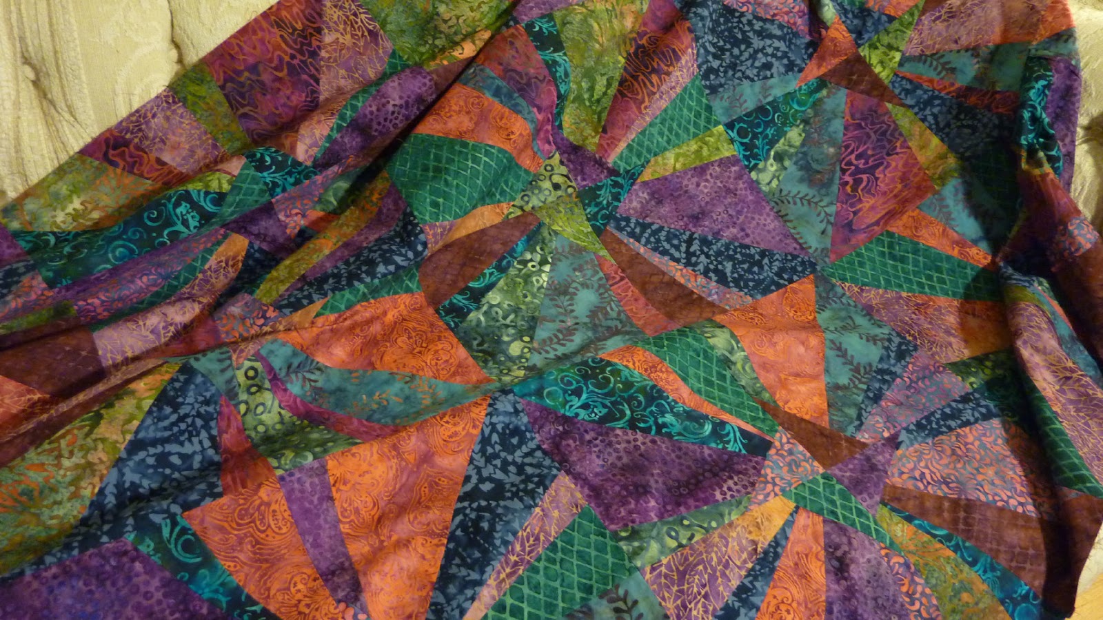 Busy Bee No. 16: SuperNova Quilt ... an easy Stack and Whack