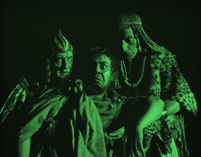 Way Too Damn Lazy To Write A Blog: And This Blog Loves The San ...