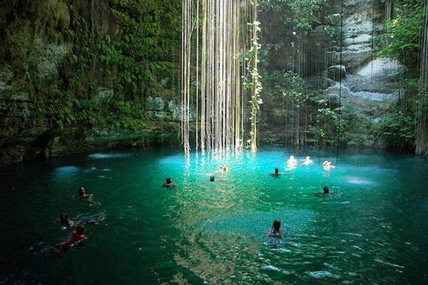 amazing vacation: Yucatan - Crystal Pool in the mexico jungle