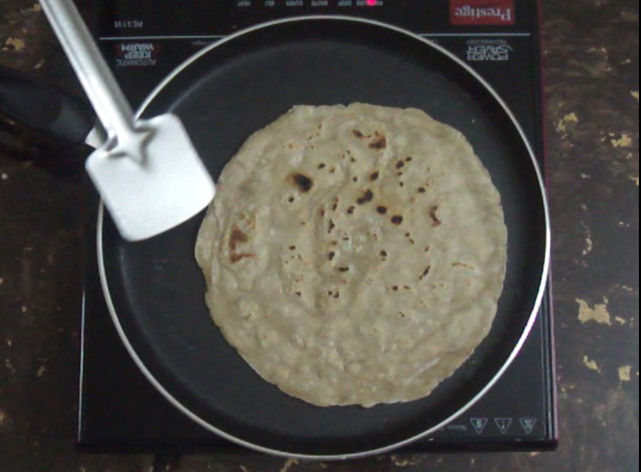 Sukku's Kitchen : JOWAR KI ROTI / JONNA ROTTE