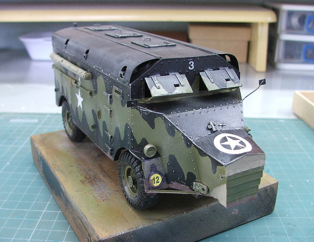 Panzerserra Bunker- Military Scale Models in 1/35 scale: AEC Dorchester ...
