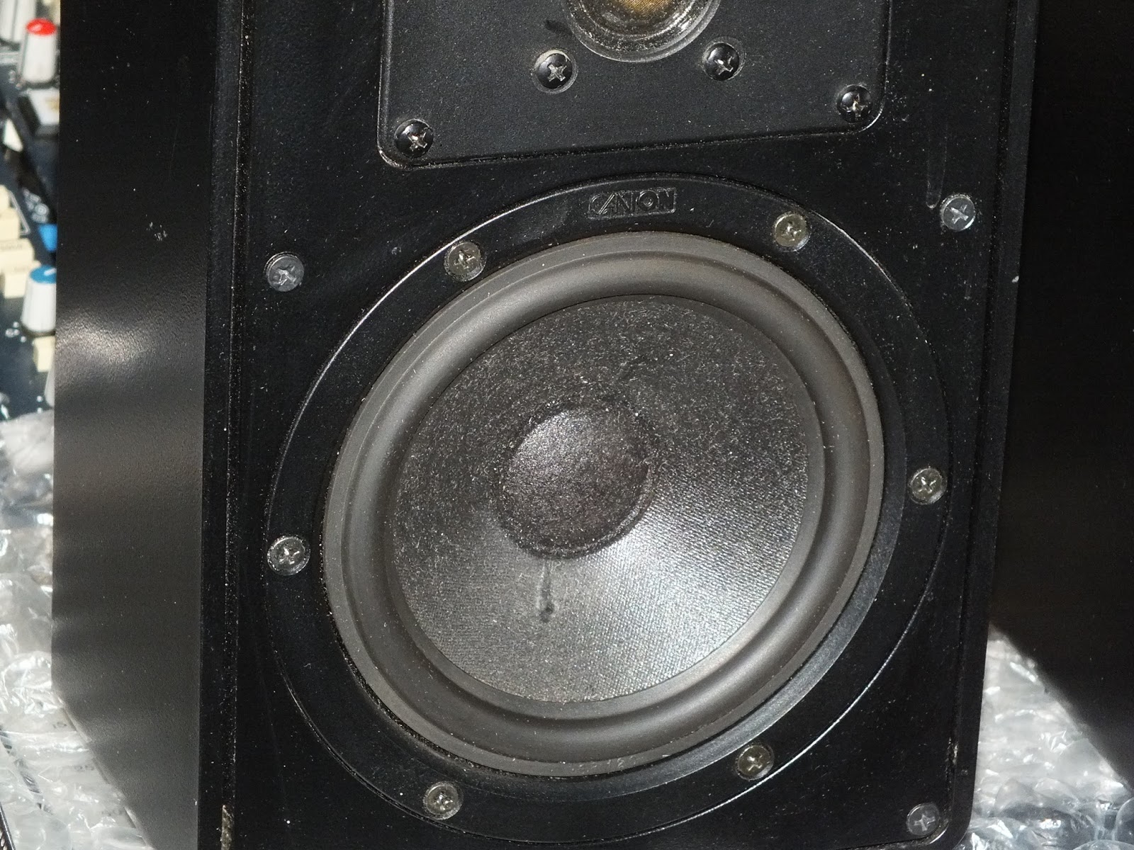 Infrequent Sound [sex.tex] technology: Canton GL-260, 1981, made in Germany