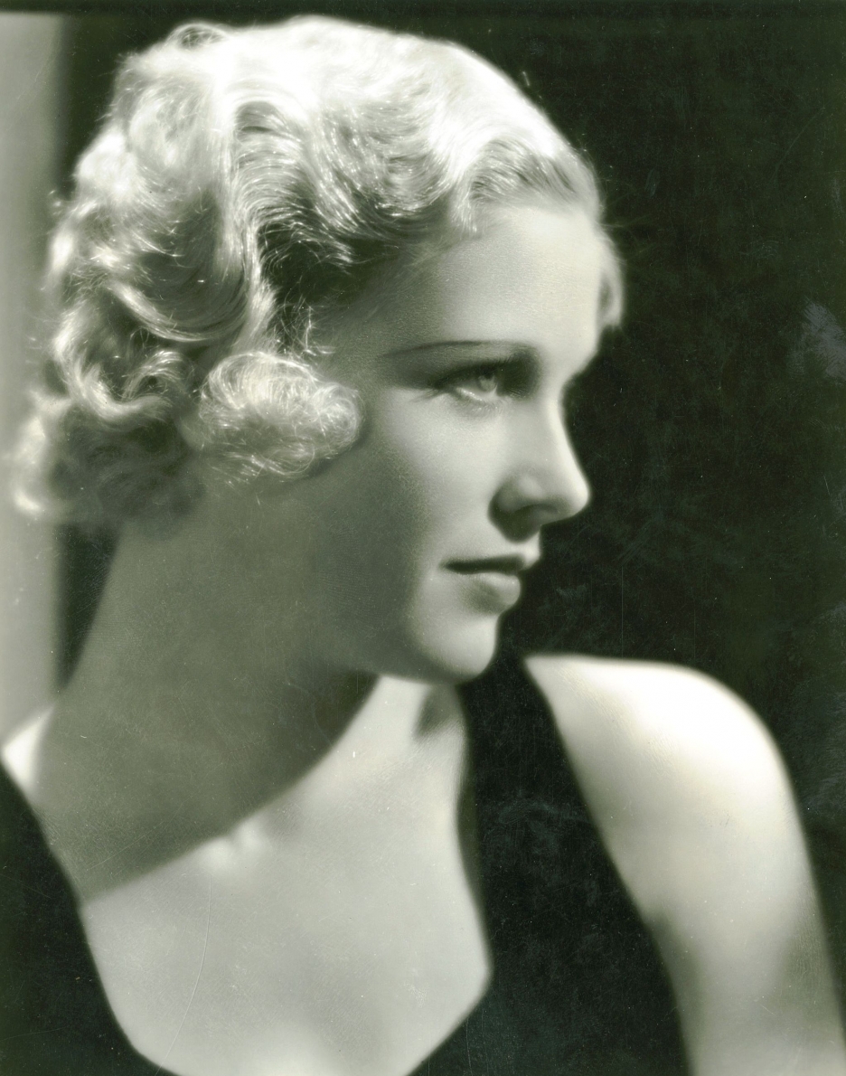 Slice of Cheesecake: Esther Ralston, pictorial