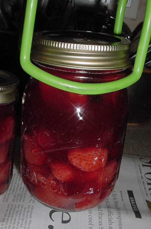 Eating Floyd...: Preserving Floyd: Strawberries! Part II Whole ...