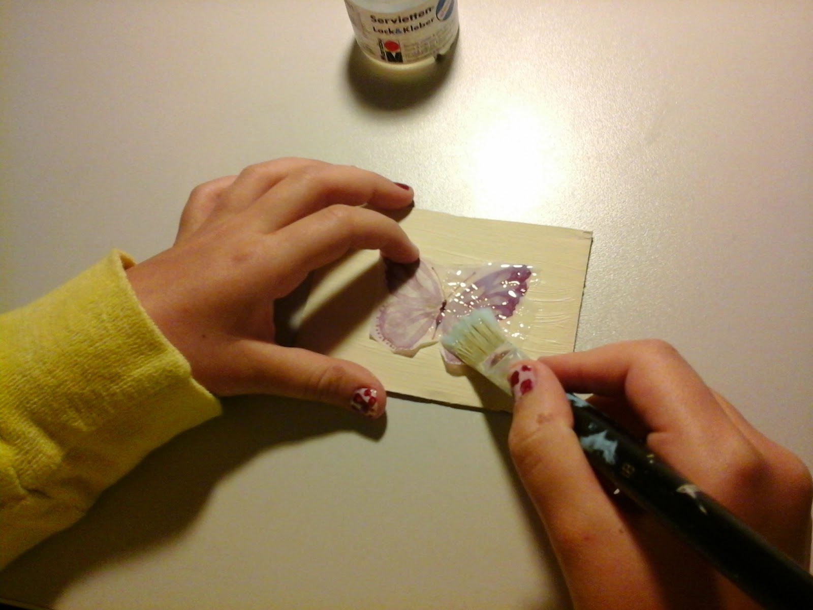 DECOUPAGE: Decoupage (dekupaž) za početnike