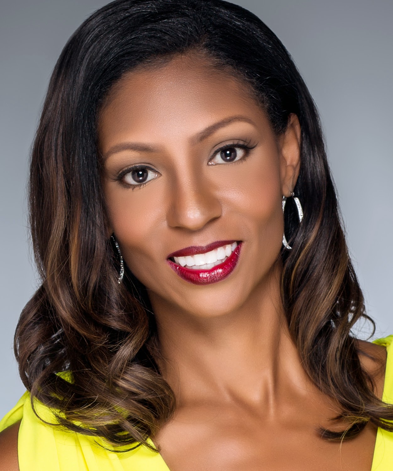 WTLE WHAT'S GOING ON NOW! Visit www.whosthatladyent.com THE NO GOSSIP ...