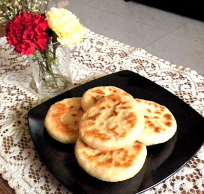 TREAT & TRICK: HODDEOK (KOREAN SWEET PANCAKE)