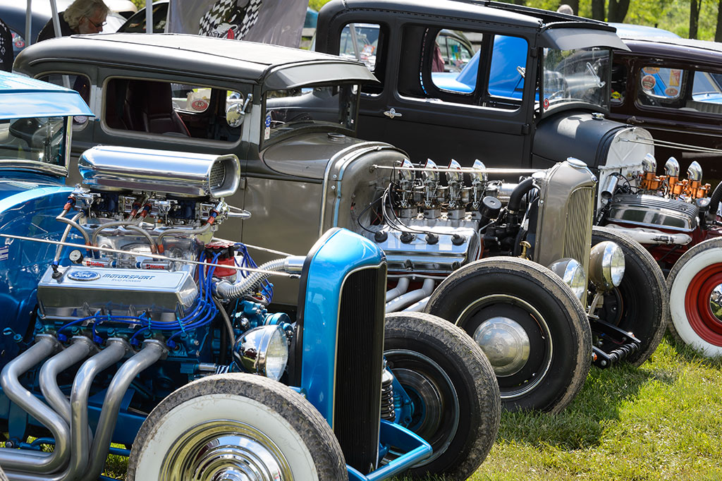 Bubba's Garage: Photos from the Checkered Flag Jalopy Showdown