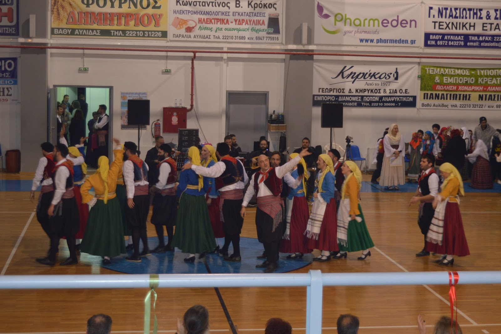 3ο ΧΡΙΣΤΟΥΓΕΝΝΙΑΤΙΚΟ ΦΕΣΤΙΒΑΛ ΠΑΡΑΔΟΣΙΑΚΩΝ ΧΟΡΩΝ ΣΤΟ ΒΑΘΥ ΑΥΛΙΔΑΣ ...
