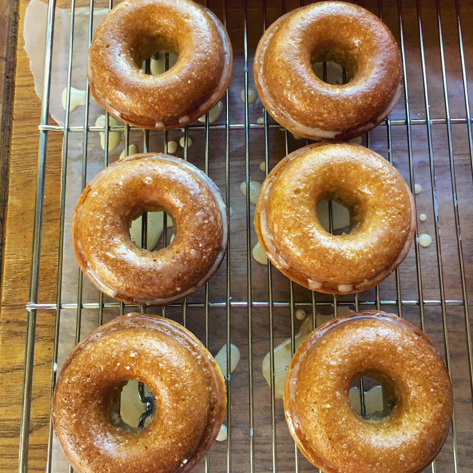 La Vida Vanilla: baked vanilla malt donuts
