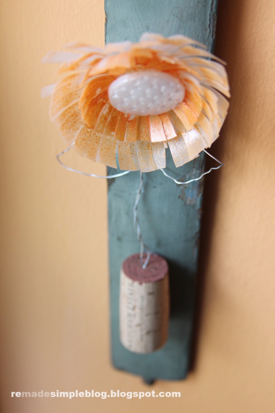 ReMadeSimple: DIY {Reclaimed.Recycled.Repurposed.} Spring Flower