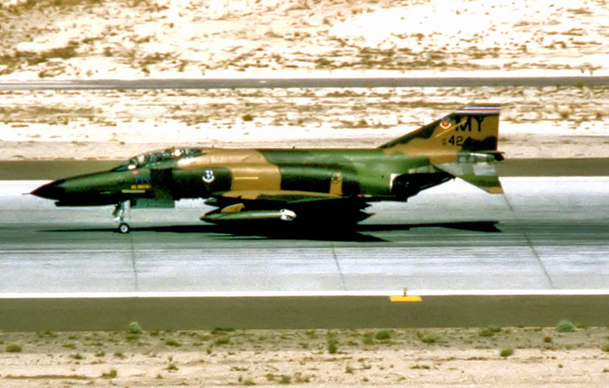 Chant du Départ: RDF Red Flag