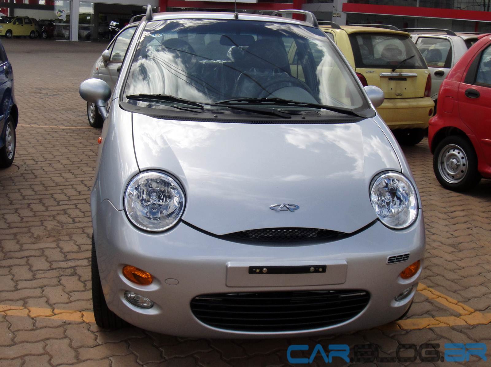 Chery QQ 2013: fotos, preço, consumo e ficha técnica e problemas