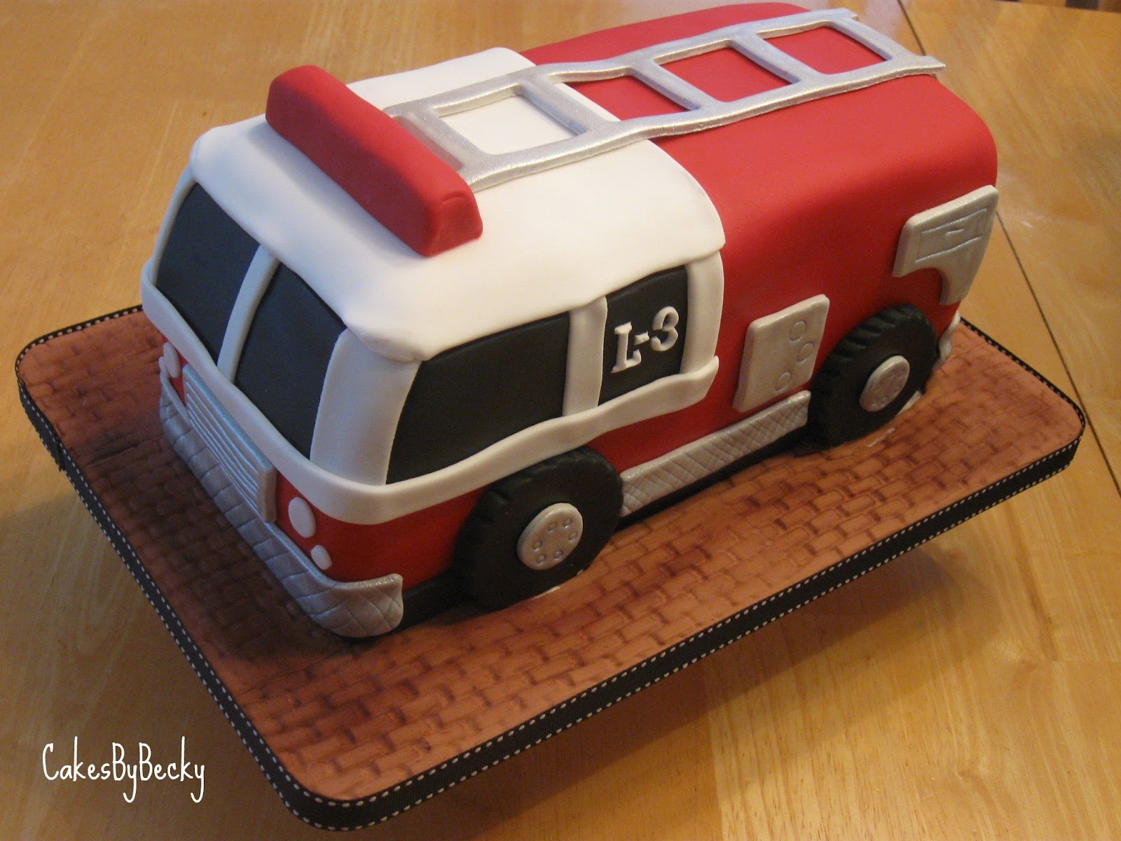 Cakes by Becky: Firetruck Cake