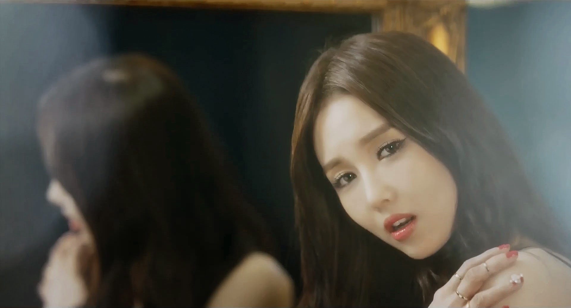 Fiestar: You're Pitiful MV από το mini album Black Label (+who-is-who ...