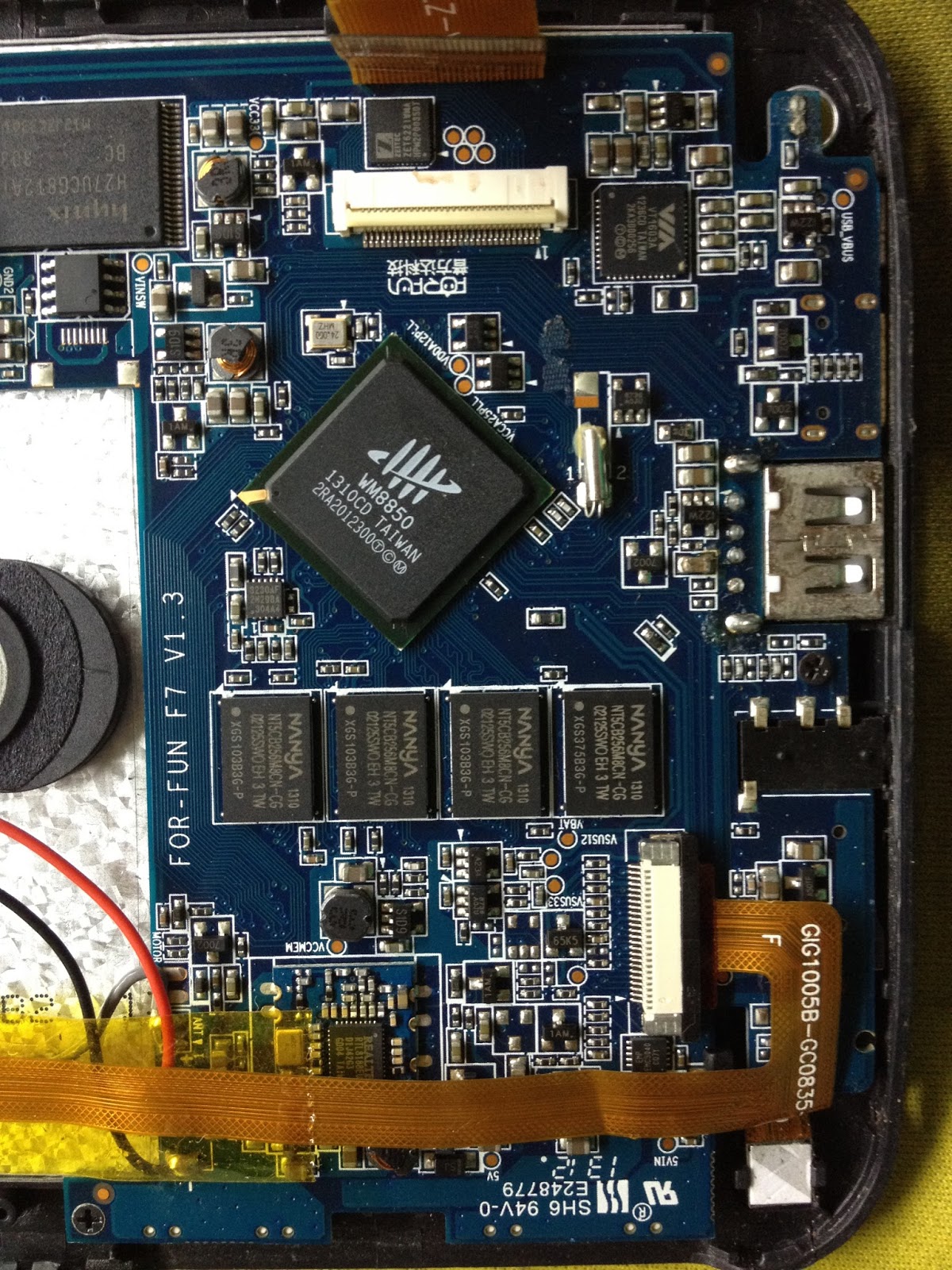 A.Dsσft: WM8850 - FOR-FUN F7 V1.3 ( axtrom AXPAD 7I04 )