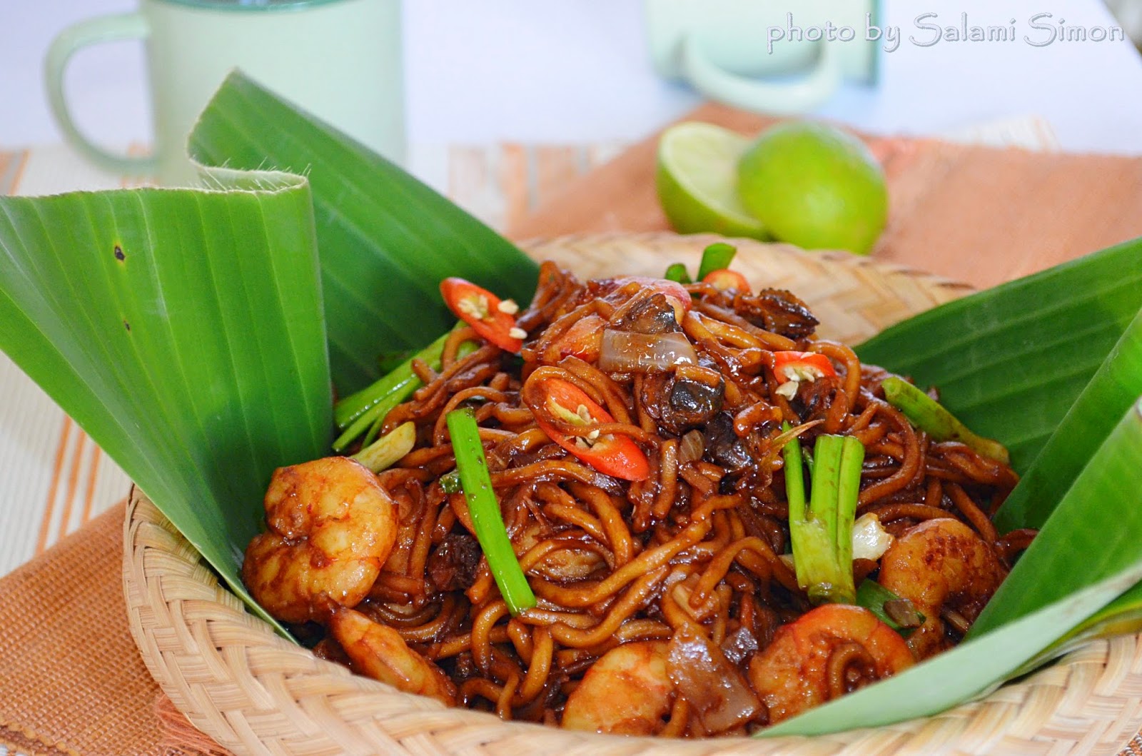 Mee Goreng Seafood yang simple dimple! - Amie's Little Kitchen