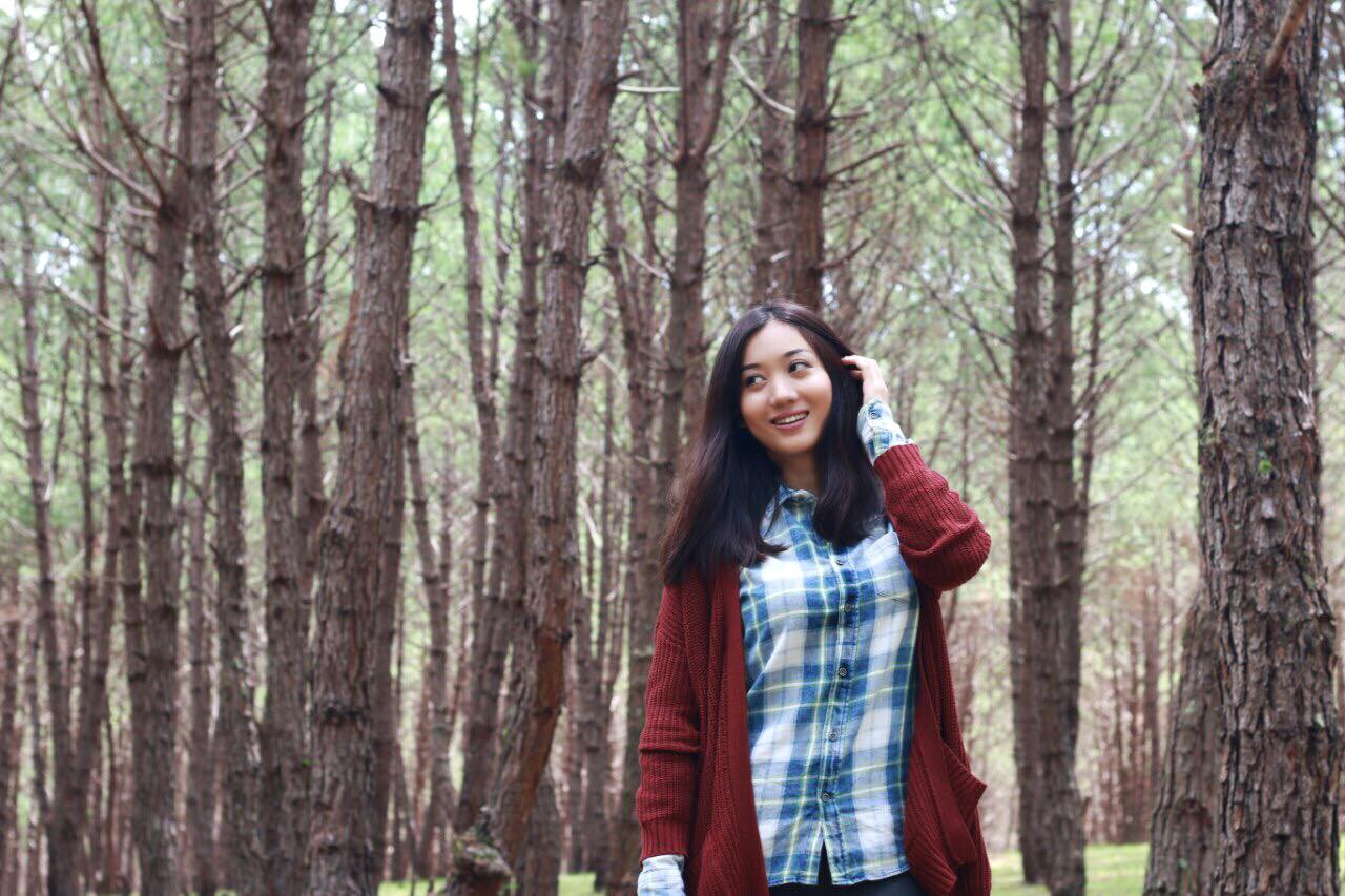 Myanmar Model Lu Lu Aung Travel Snaps Album (1)