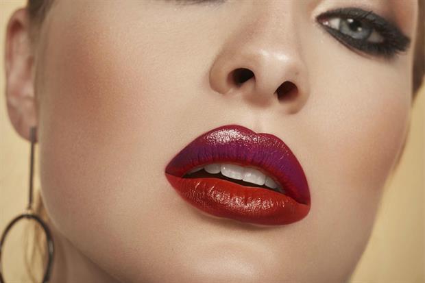 EL Lip Art - Los labios como centro artístico del Makeup - Makeup Extremo