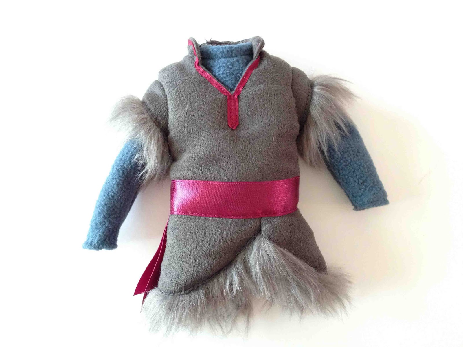 Casey Robin's Dollyanna: Disney Store Doll Review: Kristoff from "Frozen"