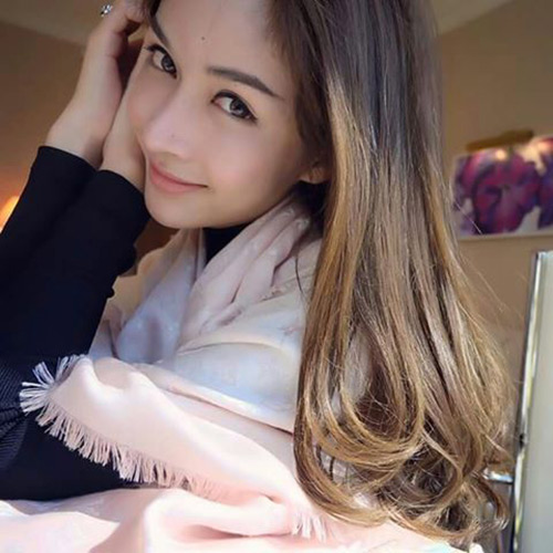 VIRAL: Sizzling Hot Photos of The Most Beautiful Transgender in Asia ...