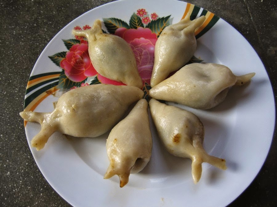 Nepal Is Awesome Movement: How to Make Yomari - A Nepali Cousin