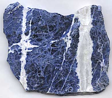 CRISTALE-GEODE-MINERALE: SODALIT