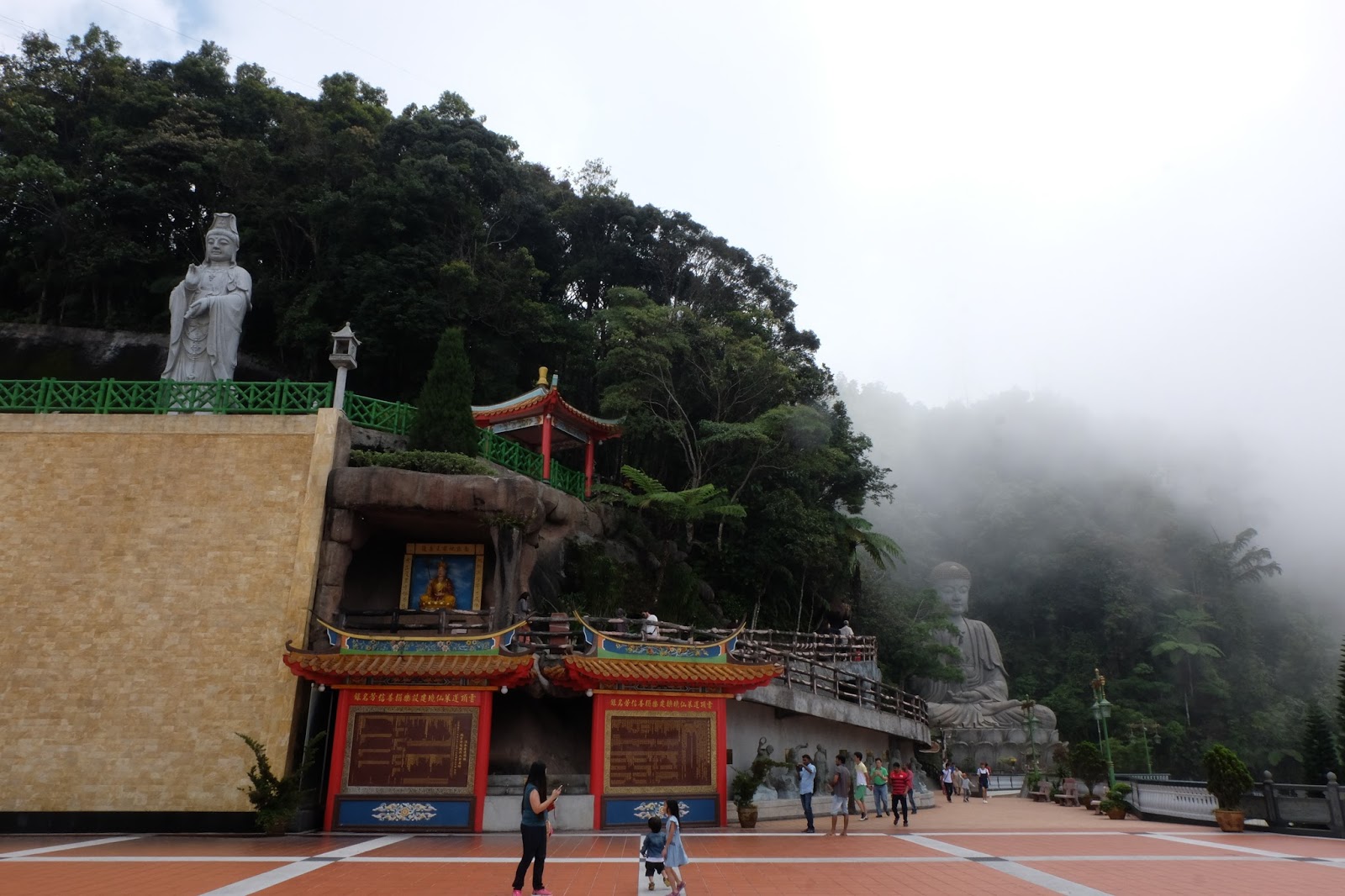 Kee Hua Chee Live!: CHIN SWEE TEMPLE COMPLEX AT RESORTS WORLD GENTING ...