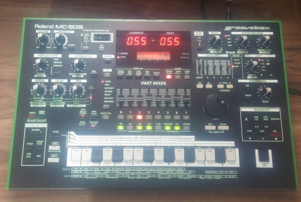 MATRIXSYNTH: Roland MC-505 with AIRA Skin