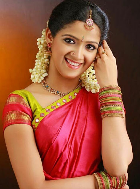 Abirami Hot Bikini Image Gallery, Images, Photos, Pics - Cinemagigs