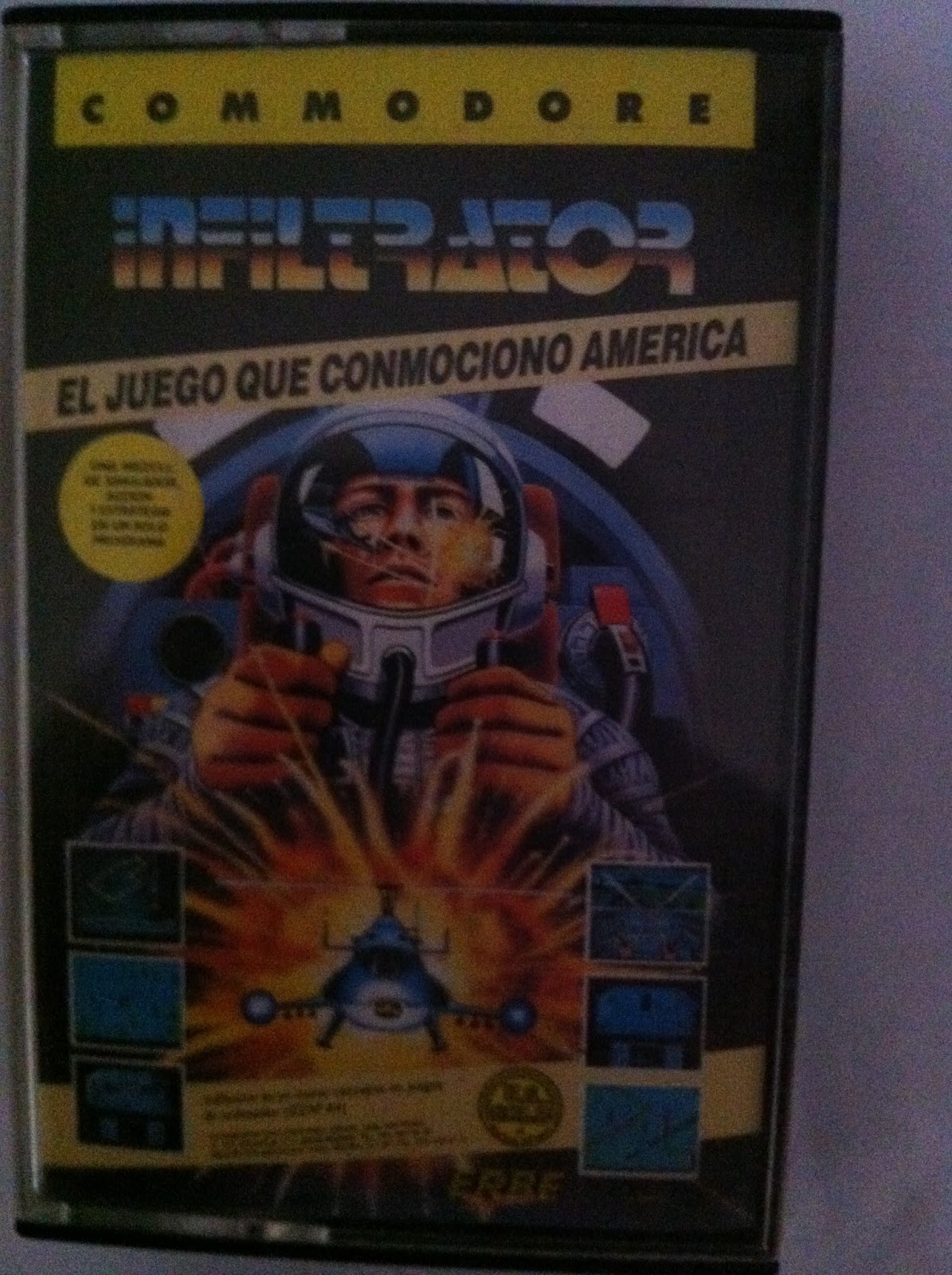 Dona una Consola: Infiltrator (C64)