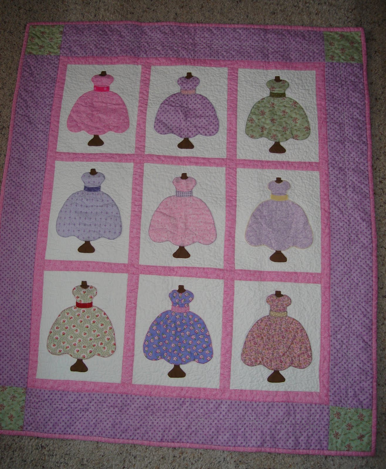 Finding Joy in the Journey...: Dresses Quilt