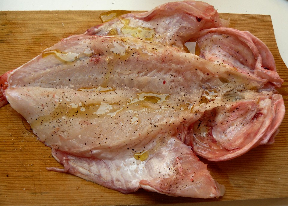 Outras Comidas: Escalar um Peixe (Rascasso)