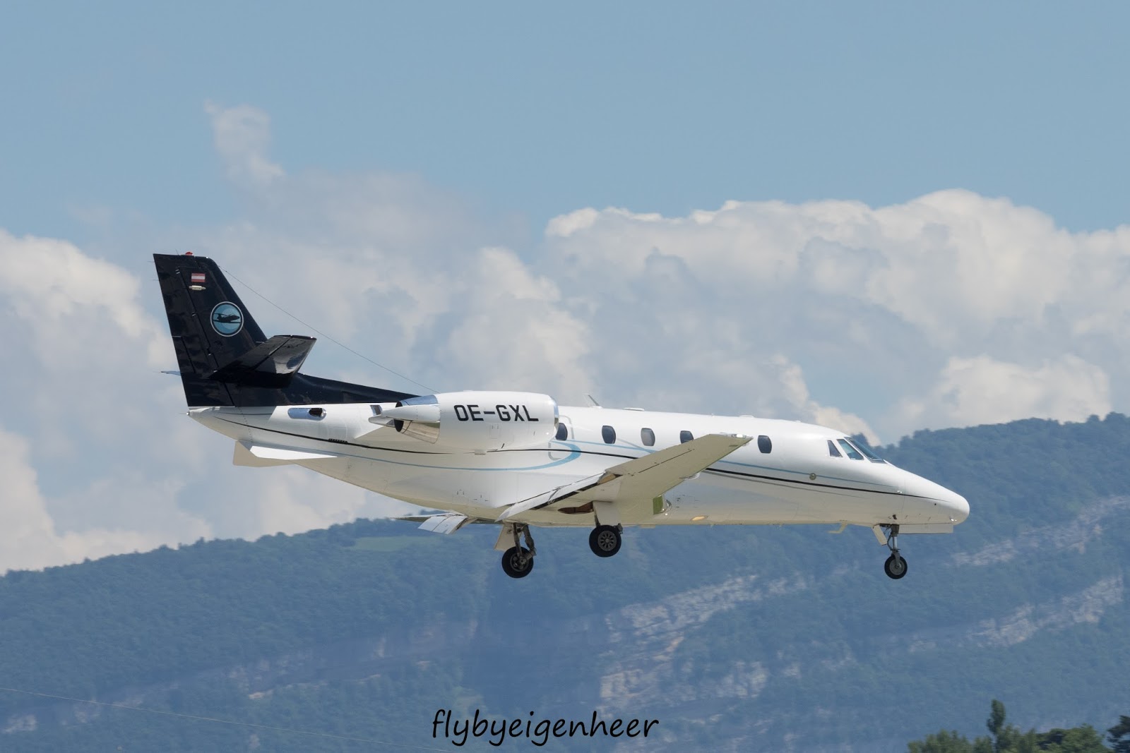 FLUGZEUGE Privatjets etc: OE-GXL Cessna 560XL Citation Excel C56X > SPG