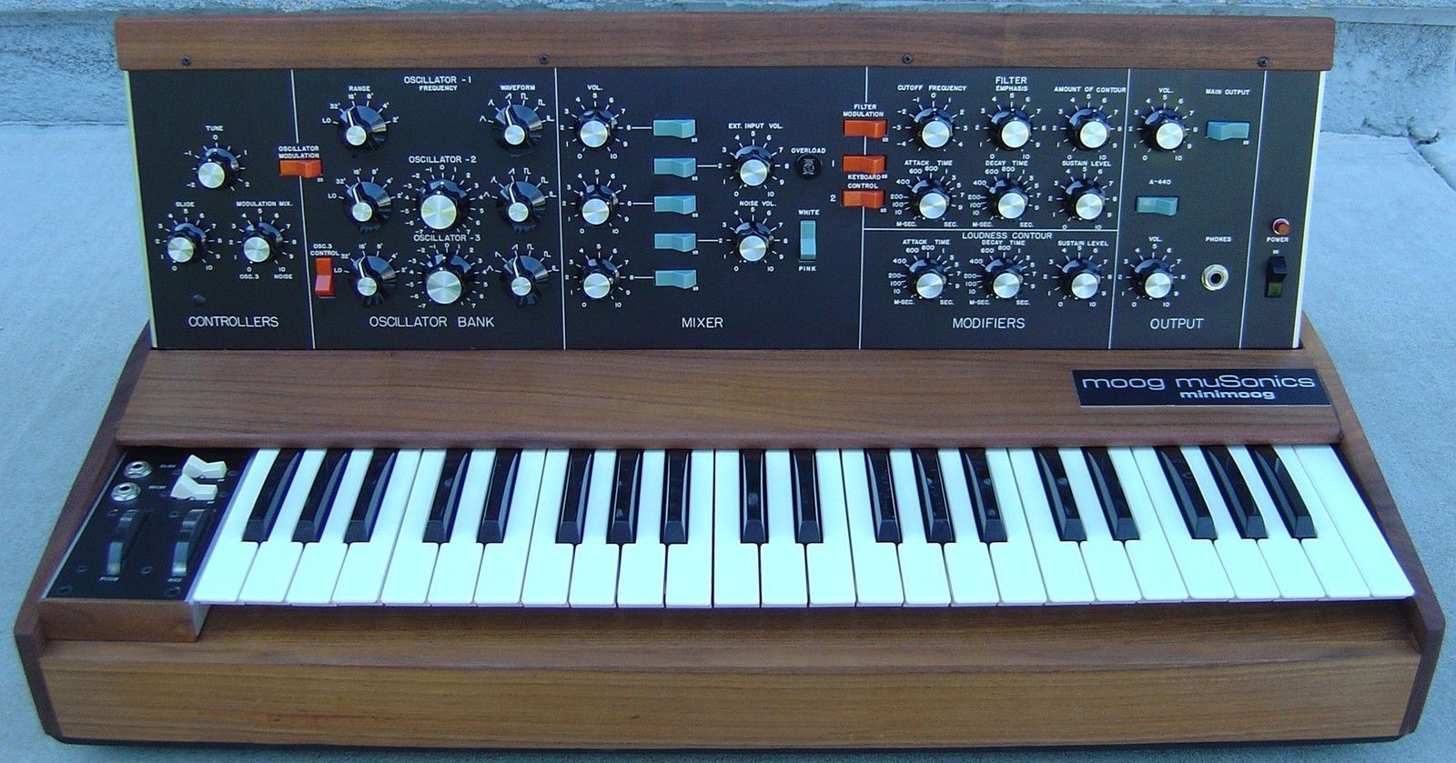 MATRIXSYNTH: Early Moog muSonics Minimoog SN 1192
