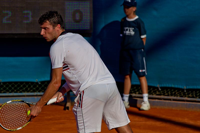 Brief Lines: New Tennis Player: Walter Trusendi