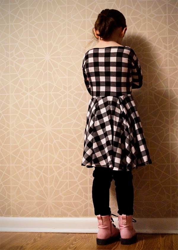 Tangible Artiste: The 2 Hour Dress Tutorial