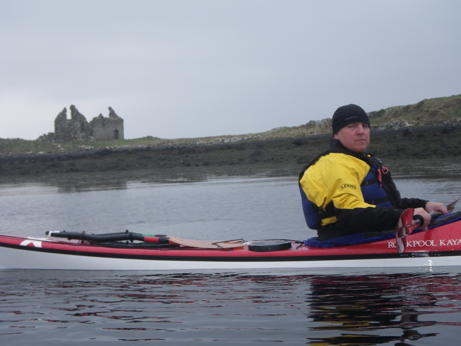 solo circumnavigation of Skye by sea kayak, paragliding, caving ...