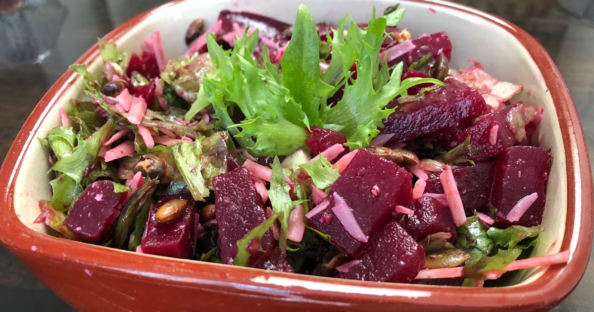 Sööme ja naudime: Peedisalat kõrvistaseemnete ja frillise salatiga