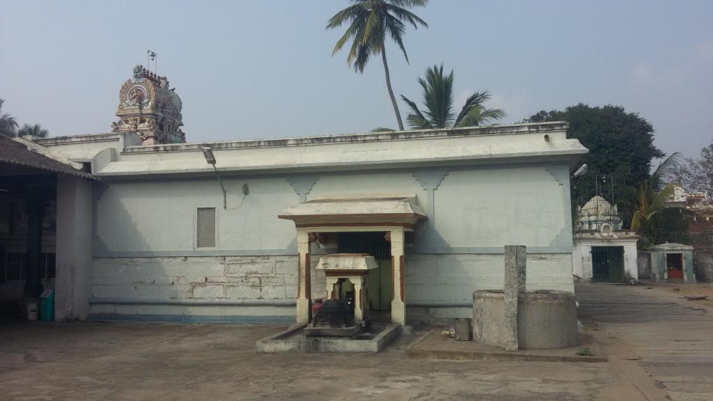 Tamilnadu Tourism: Muktheeswarar Temple, Kadambathur, Thiruvallur