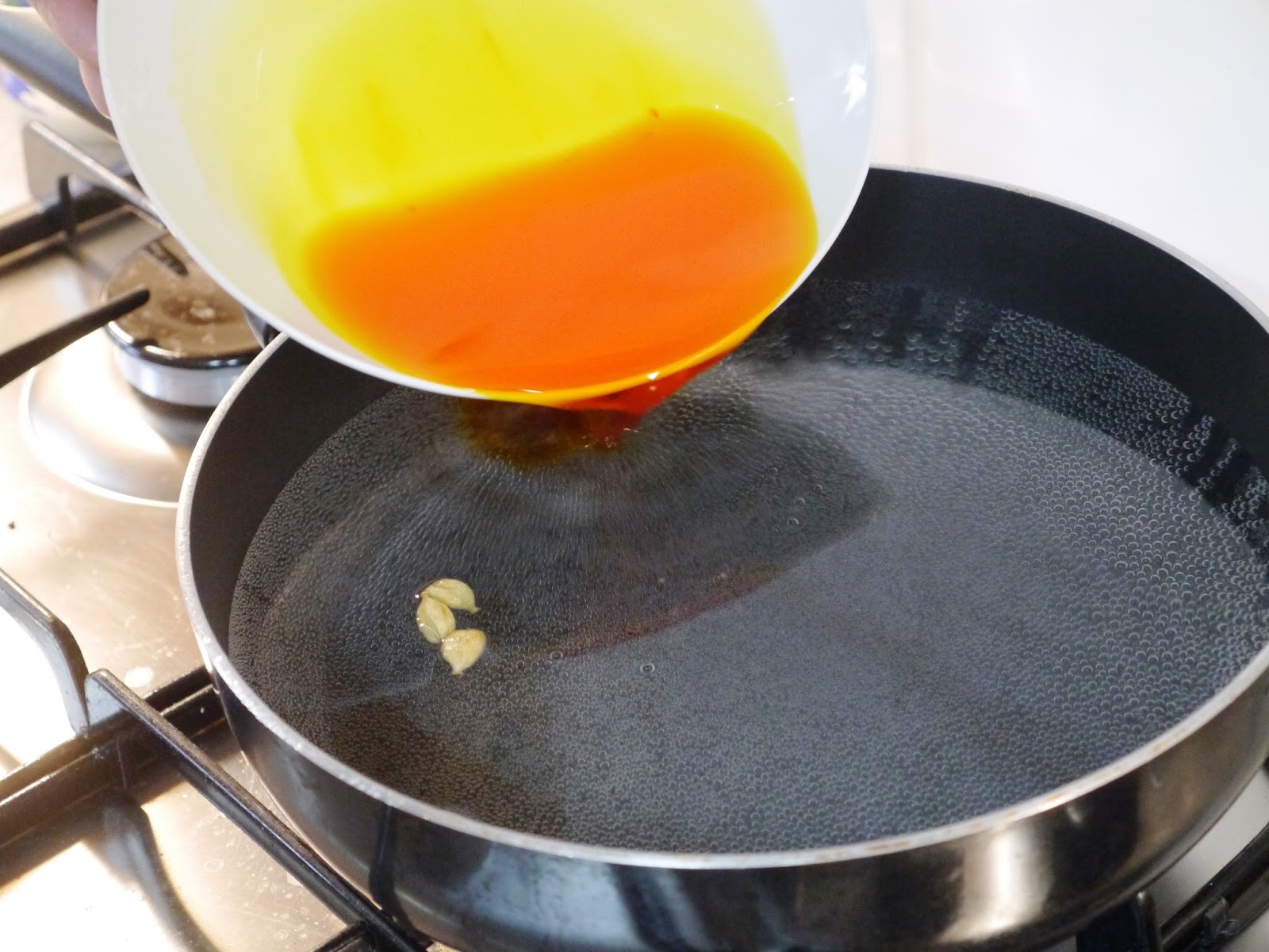 This Muslim Girl Bakes: Zardah / Sweet Yellow Rice.