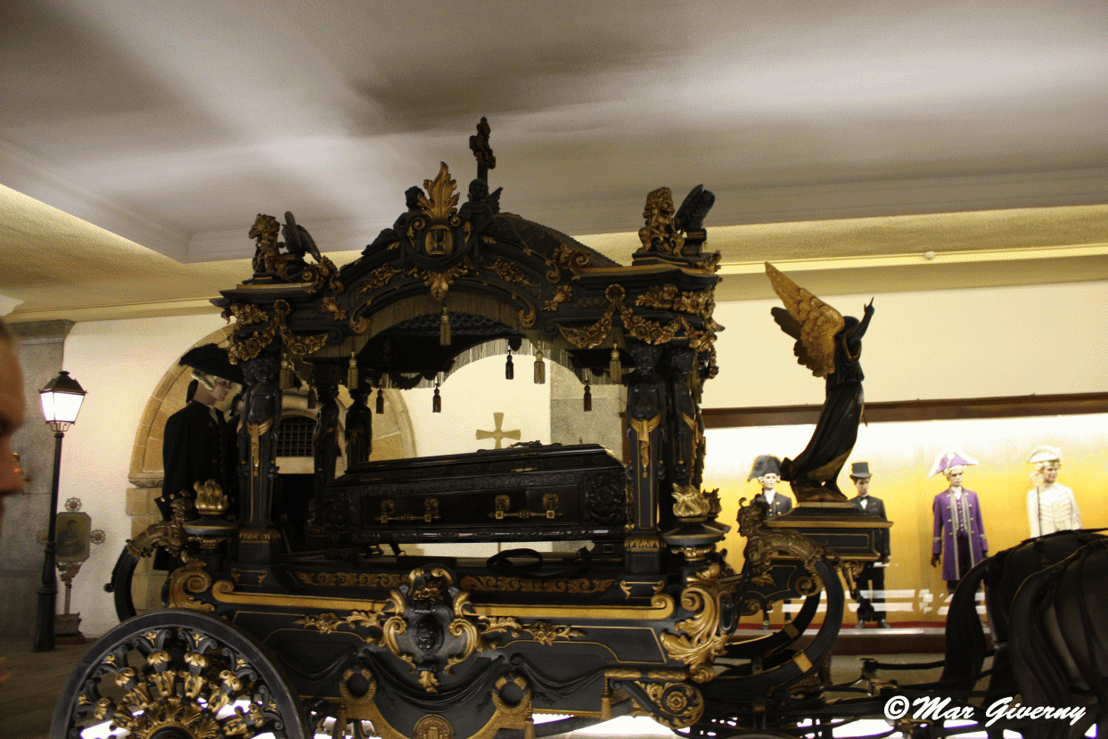 loveisspeed.......: Funeral cars ......