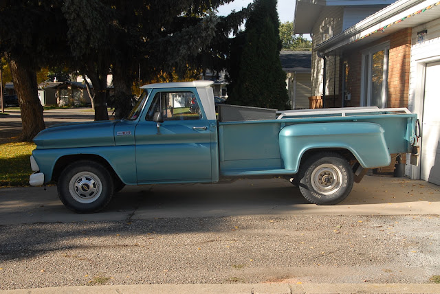 autoliterate: 1963 Chevrolet C30, Saskatchewan