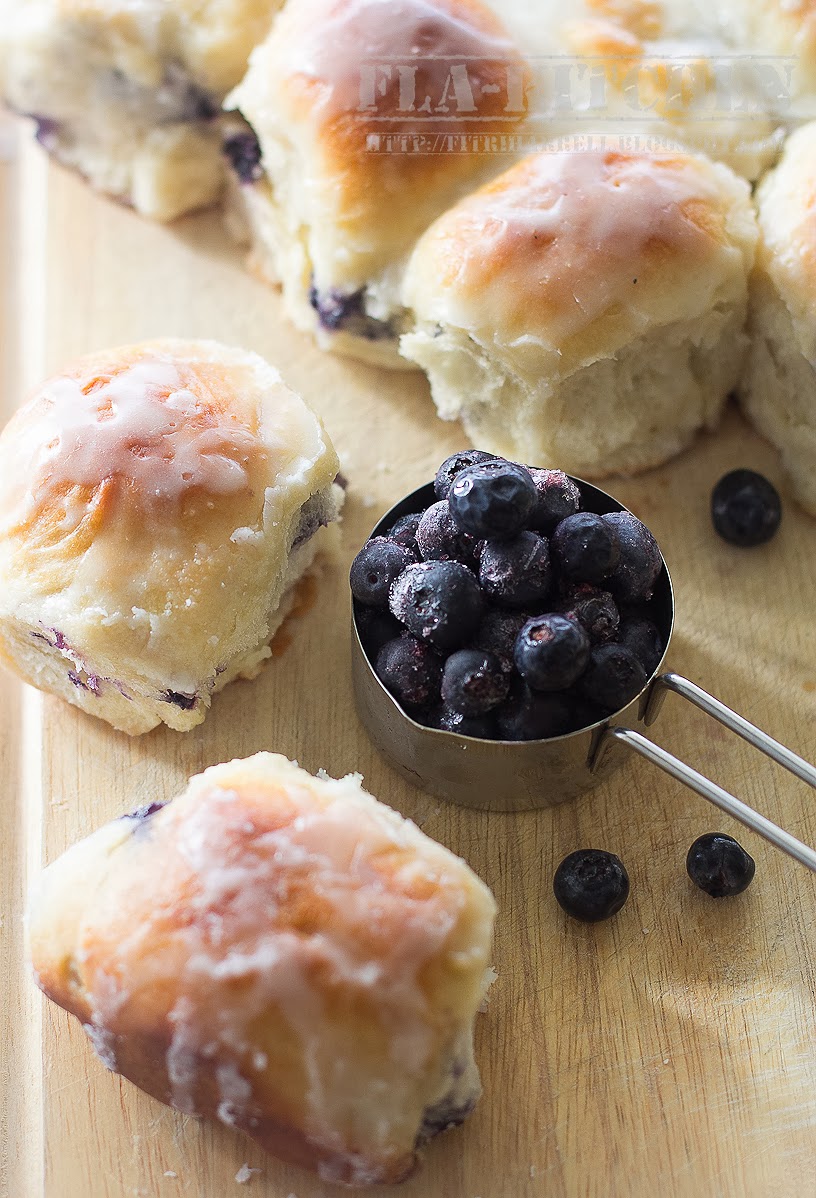 fla-kitchen: Blueberry Buns