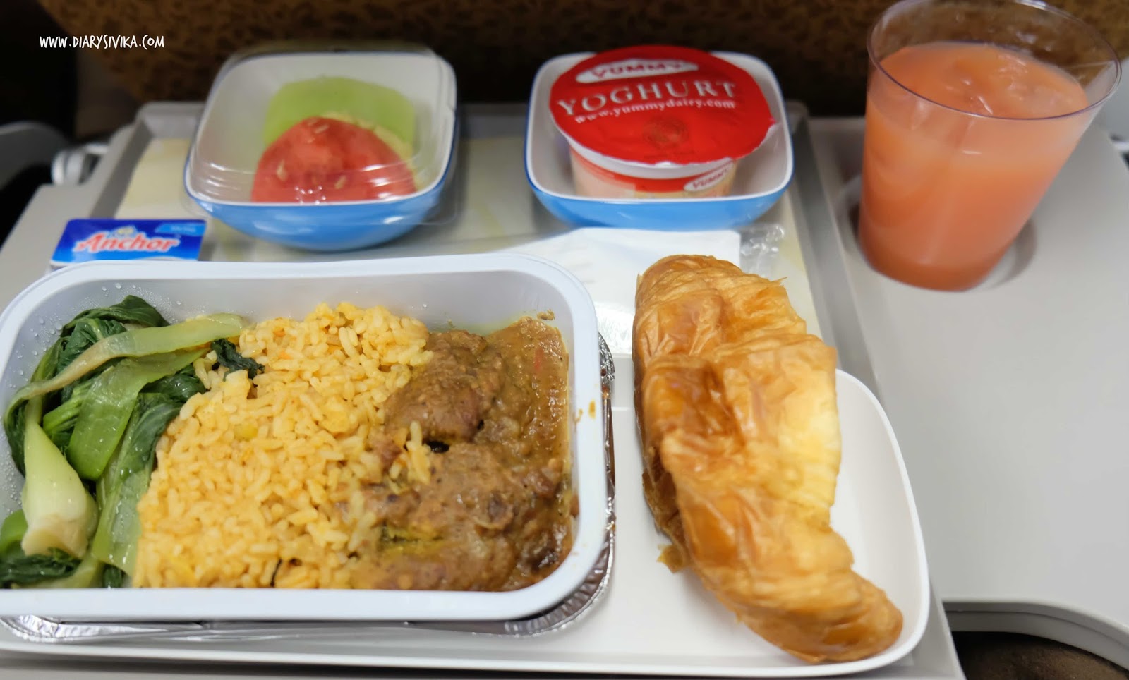 Makanan Pesawat AirAsia, Garuda Indonesia, Sriwijaya Air, JetStar dan ...
