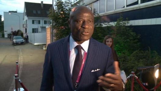 La vie de Château de Constant Omari grâce au football Congolais. Vivant ...